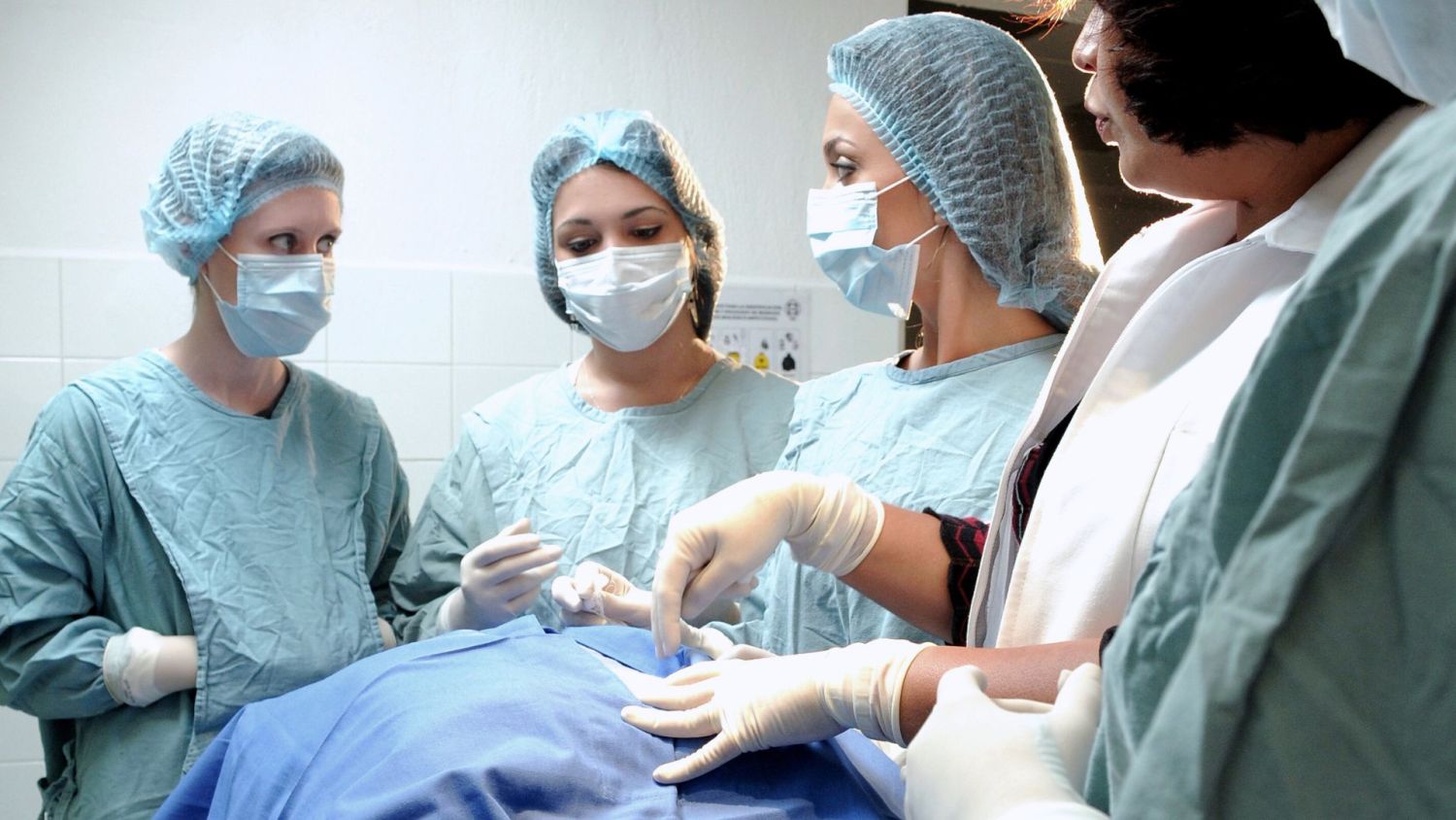 Why Clinical Skills are important to future doctors! | UAG Become a Doctor