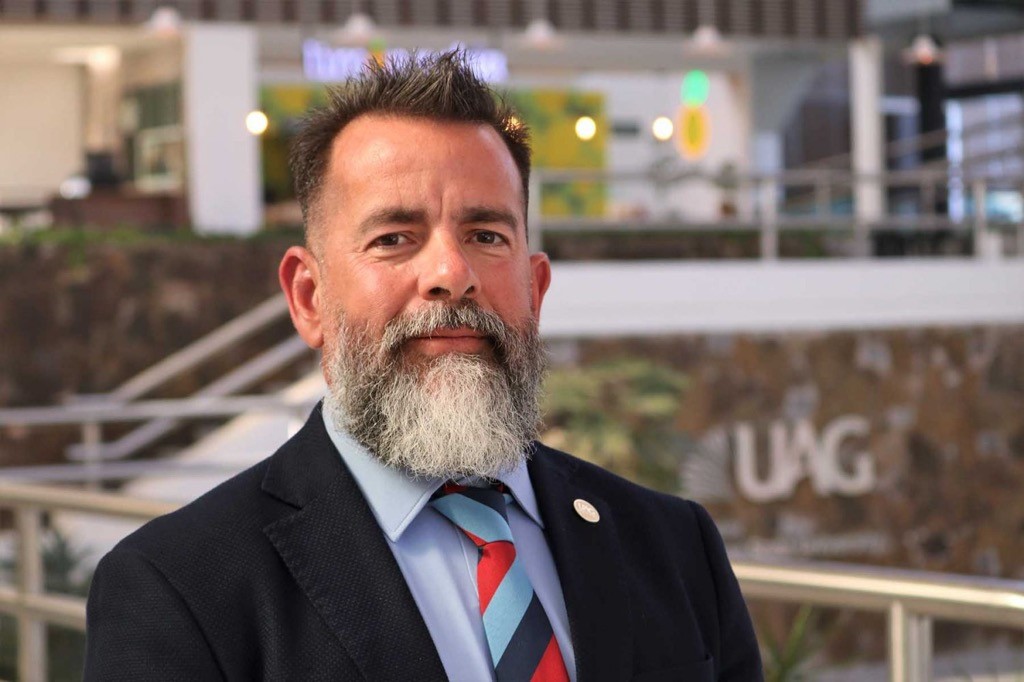 Dr. Jorge Martnez Trabal: The Puerto Rican Vascular Surgeon ...